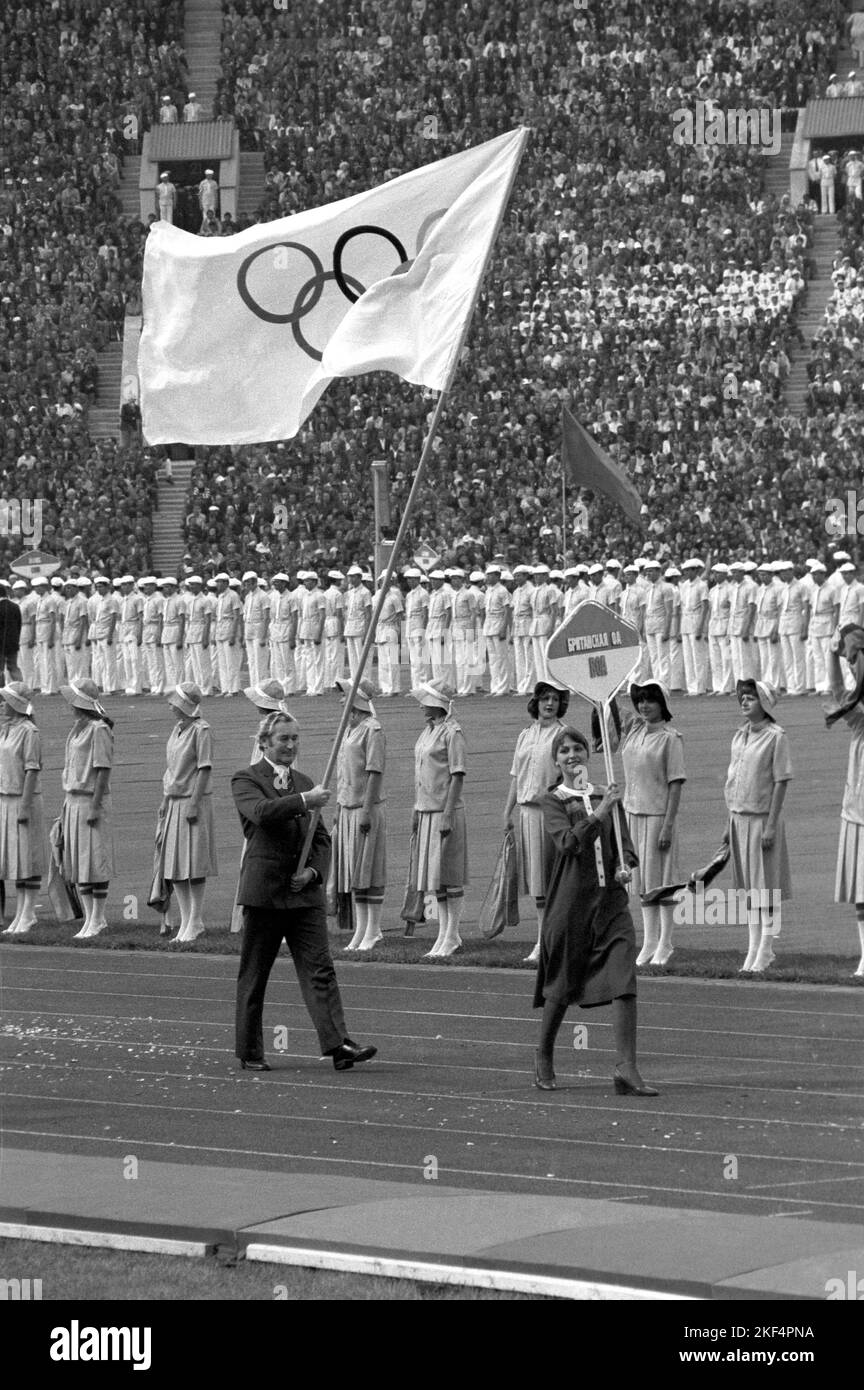 Dick Palmer, Great Britain's Chef de Mission and sole representative in ...
