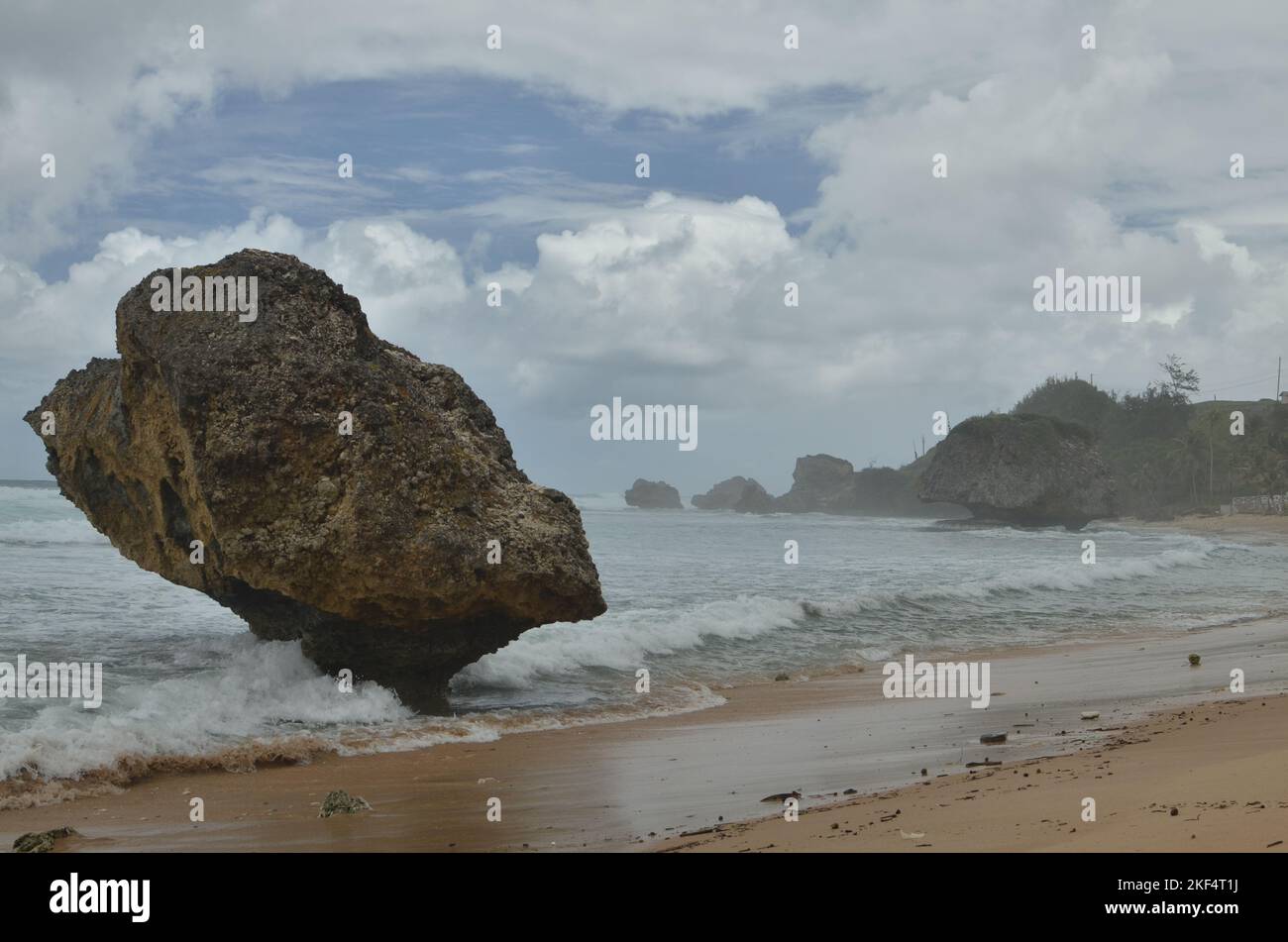 Single Rock Barbados coast beaches and rocks beautiful caribbean lagoon ...