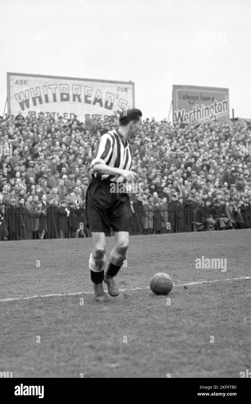 Tommy Walker, Newcastle United Stock Photo - Alamy