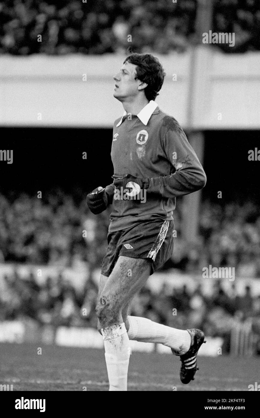 Jim Arnold, Everton goalkeeper Stock Photo - Alamy