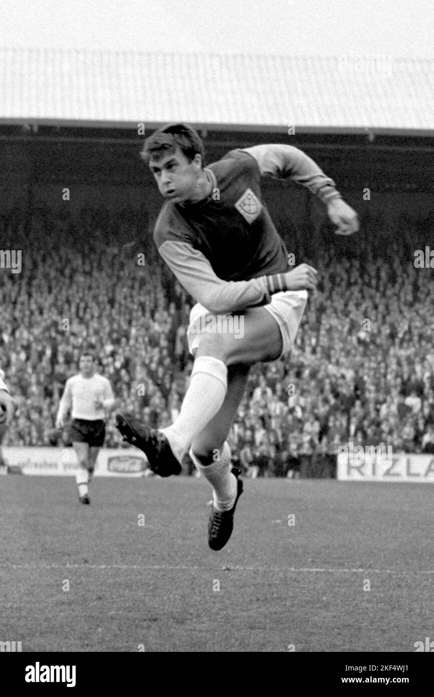 Geoff Hurst, West Ham United Stock Photo - Alamy