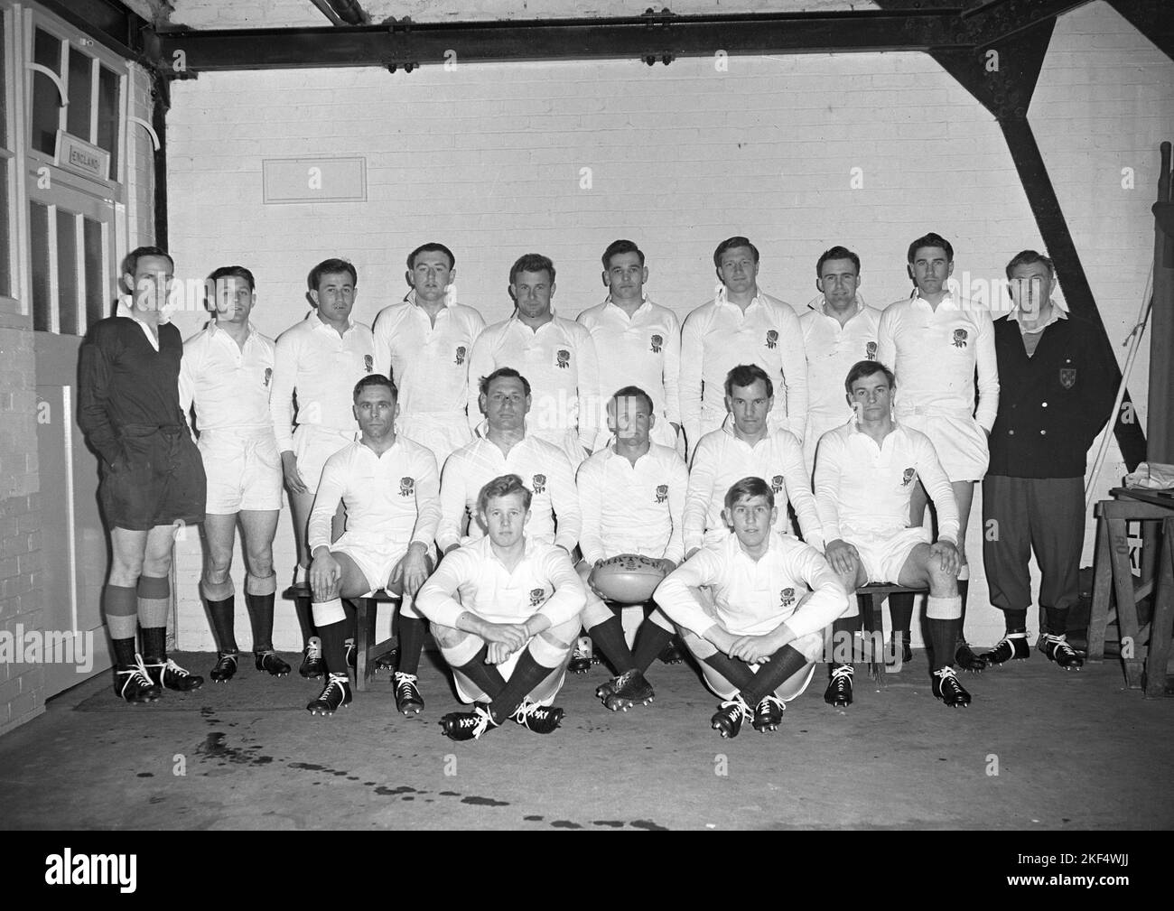 The England team at Twickenham. Back Row: Kevin Kelleher (Referee ...