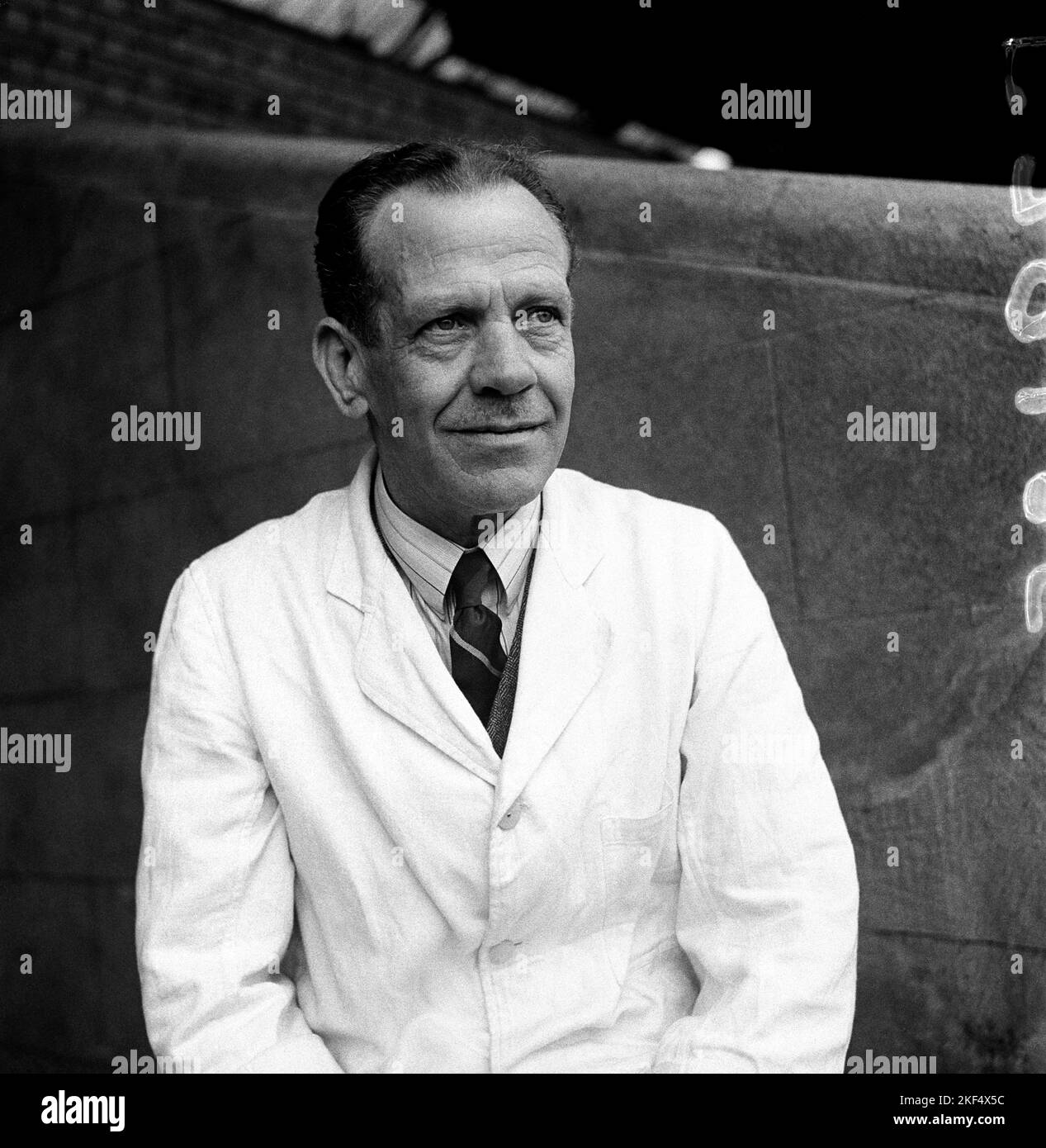 Arthur Stollery, Chelsea trainer Stock Photo - Alamy