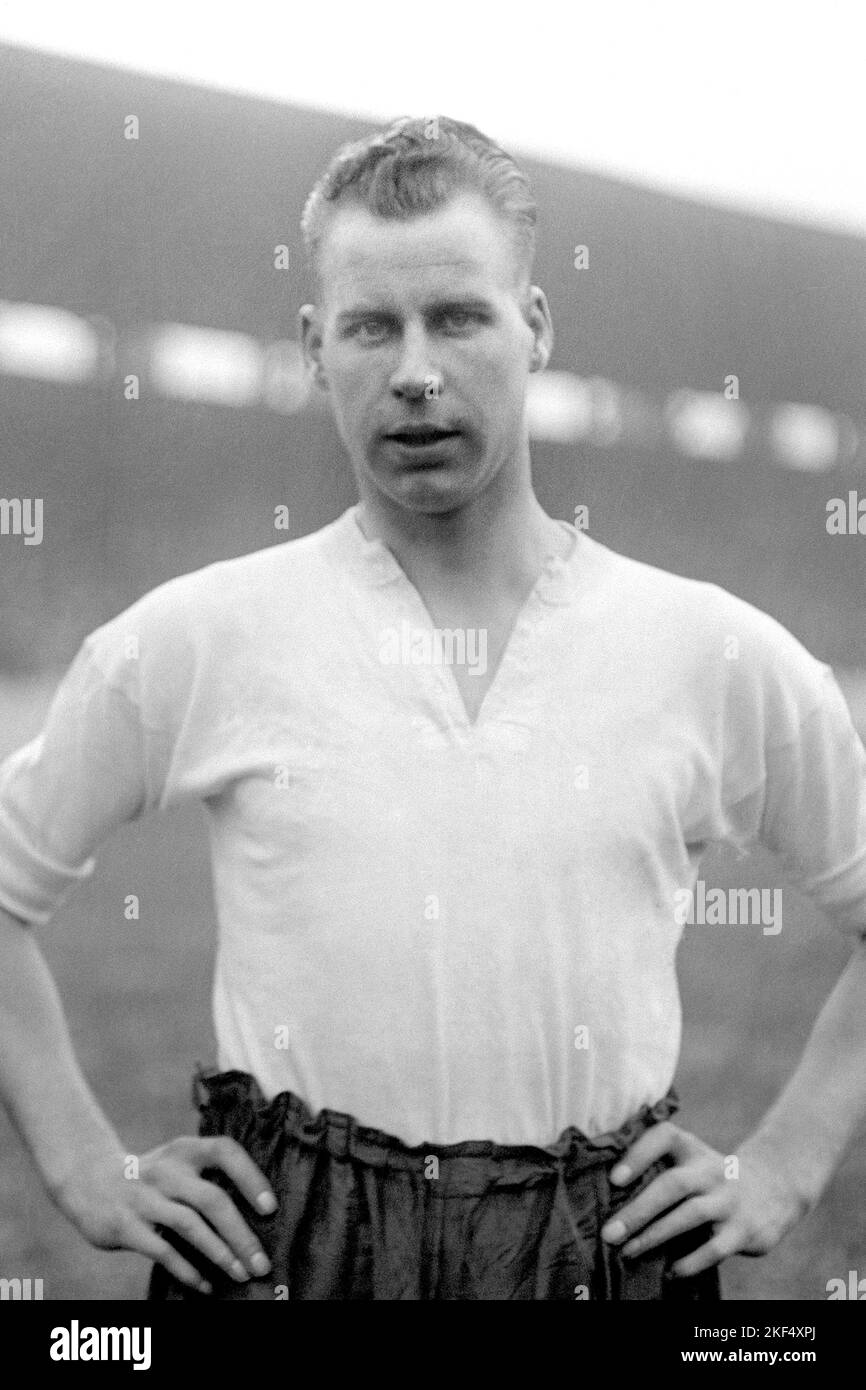 Harry Goslin, Bolton Wanderers Stock Photo - Alamy