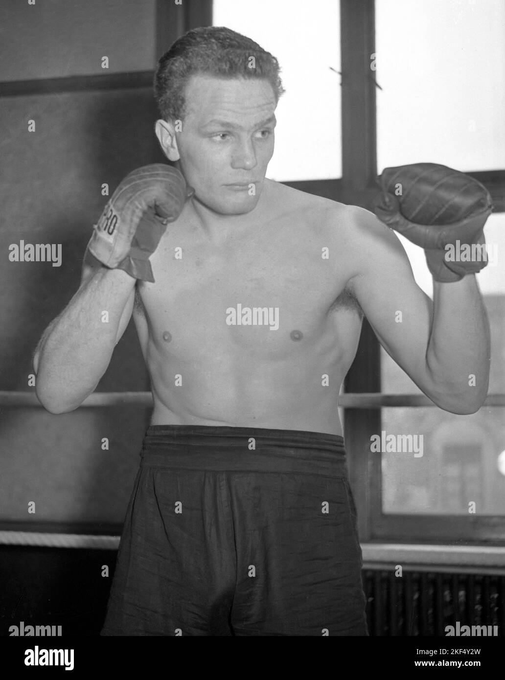British boxer Henry Cooper Stock Photo - Alamy