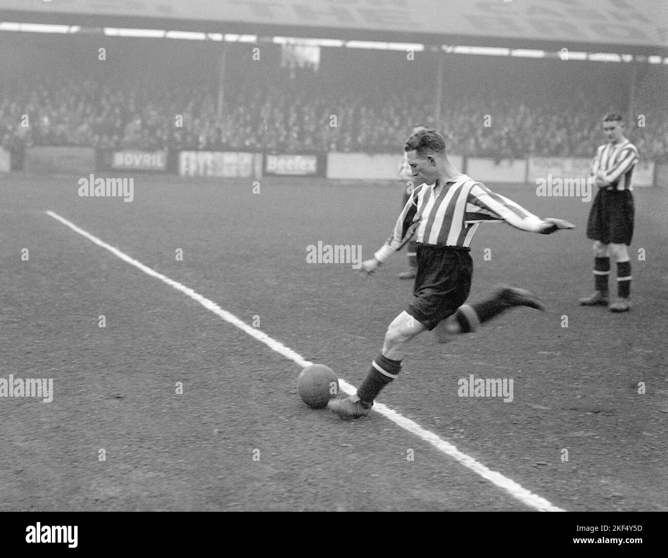 Billy Scott, Brentford Stock Photo - Alamy