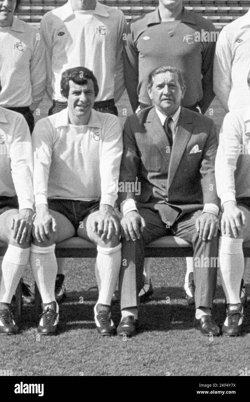 (L-R) Fulham captain Alan Mullery and manager Alec Stock Stock Photo ...