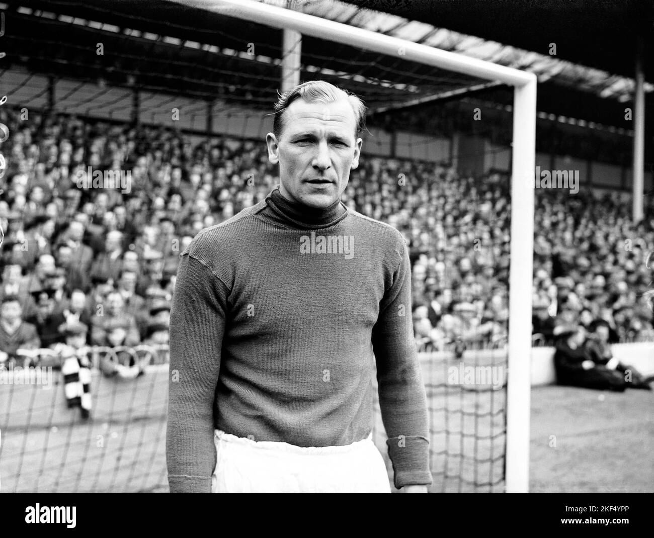 Bert Trautmann, Manchester City goalkeeper Stock Photo - Alamy