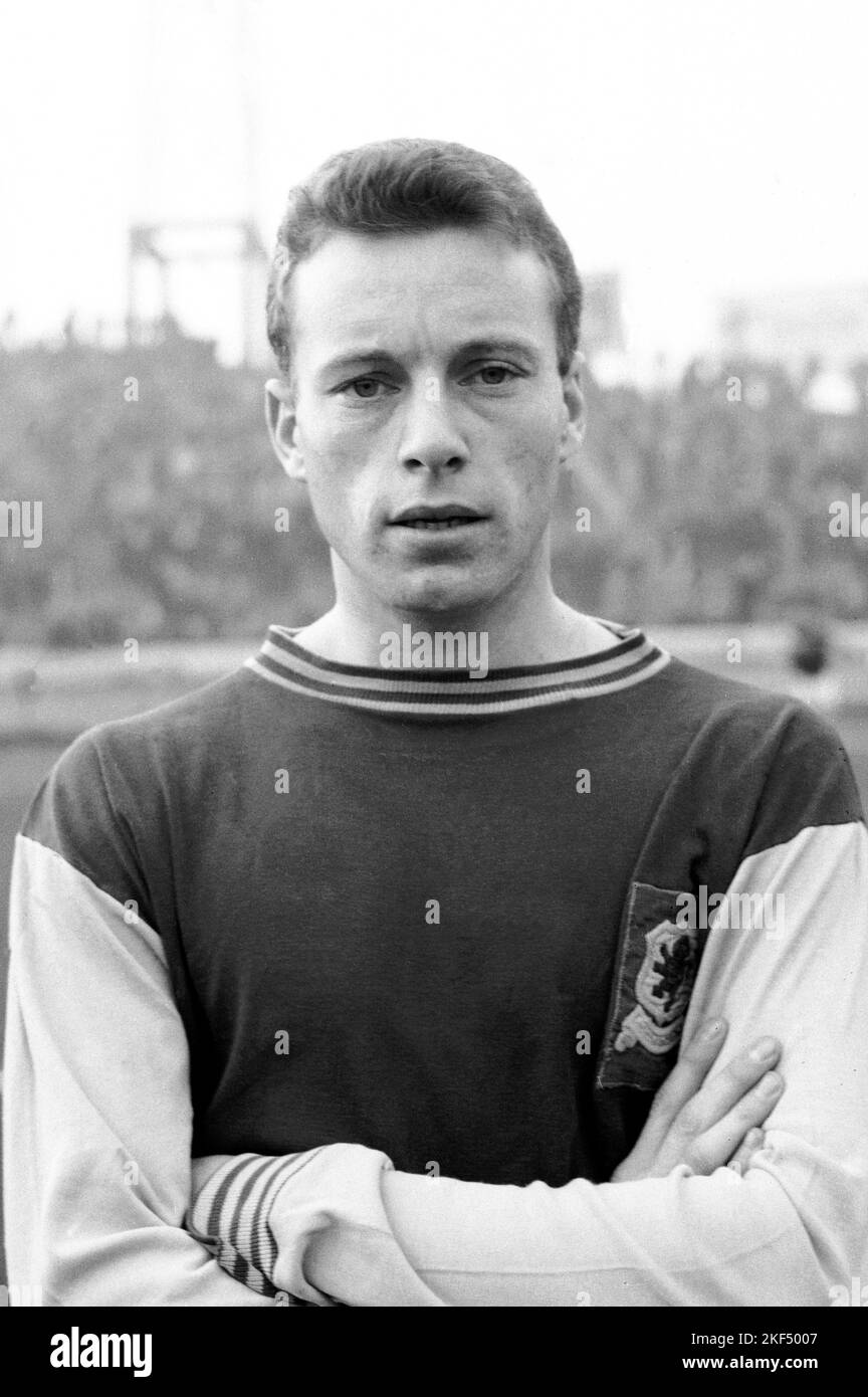 Harry Burrows, Aston Villa Stock Photo - Alamy