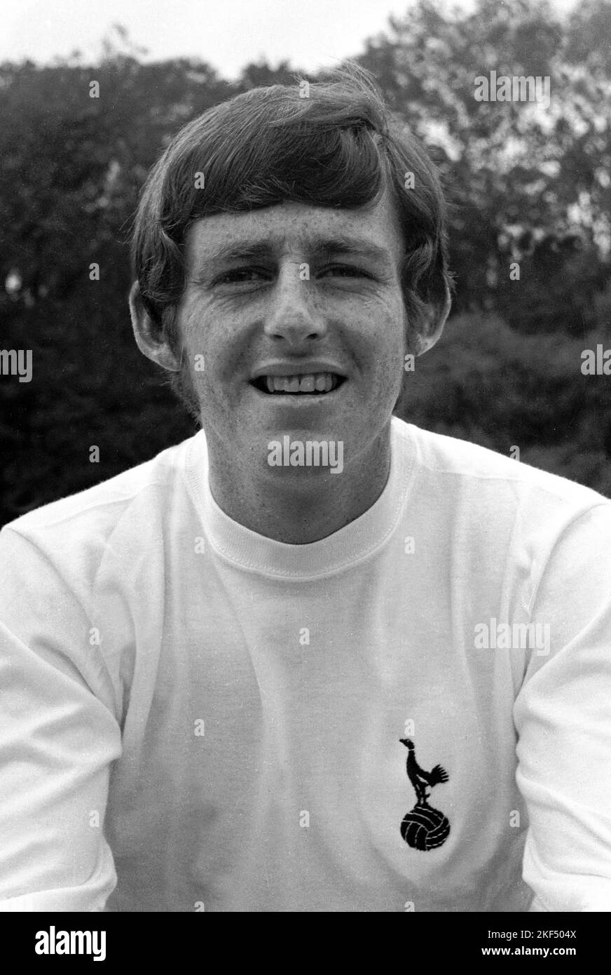 Jimmy Robertson, Tottenham Hotspur Stock Photo - Alamy