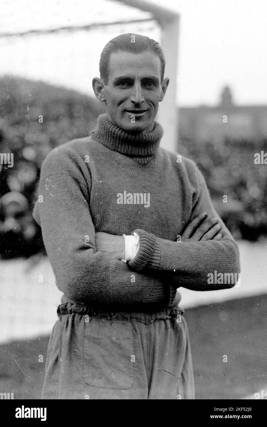 Arthur Riley, Liverpool goalkeeper Stock Photo - Alamy