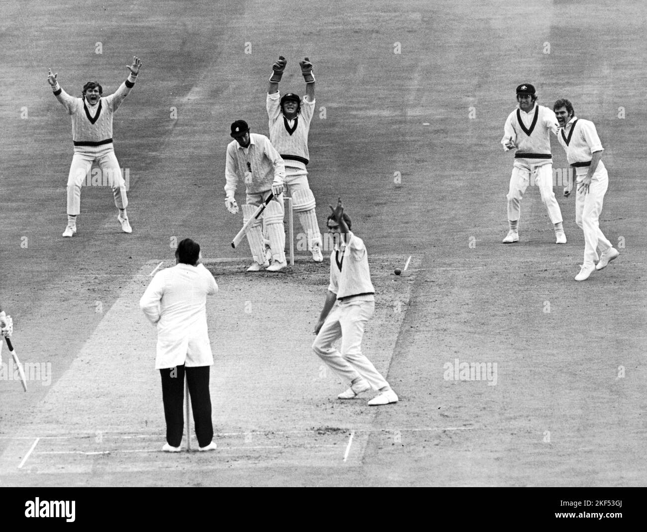 Australian wicketkeeper Rodney Marsh leads the appeals as England's ...