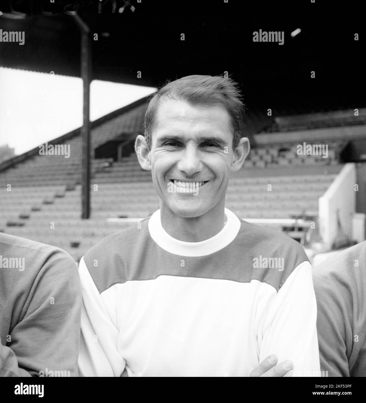 John Hewie, Charlton Athletic Stock Photo - Alamy