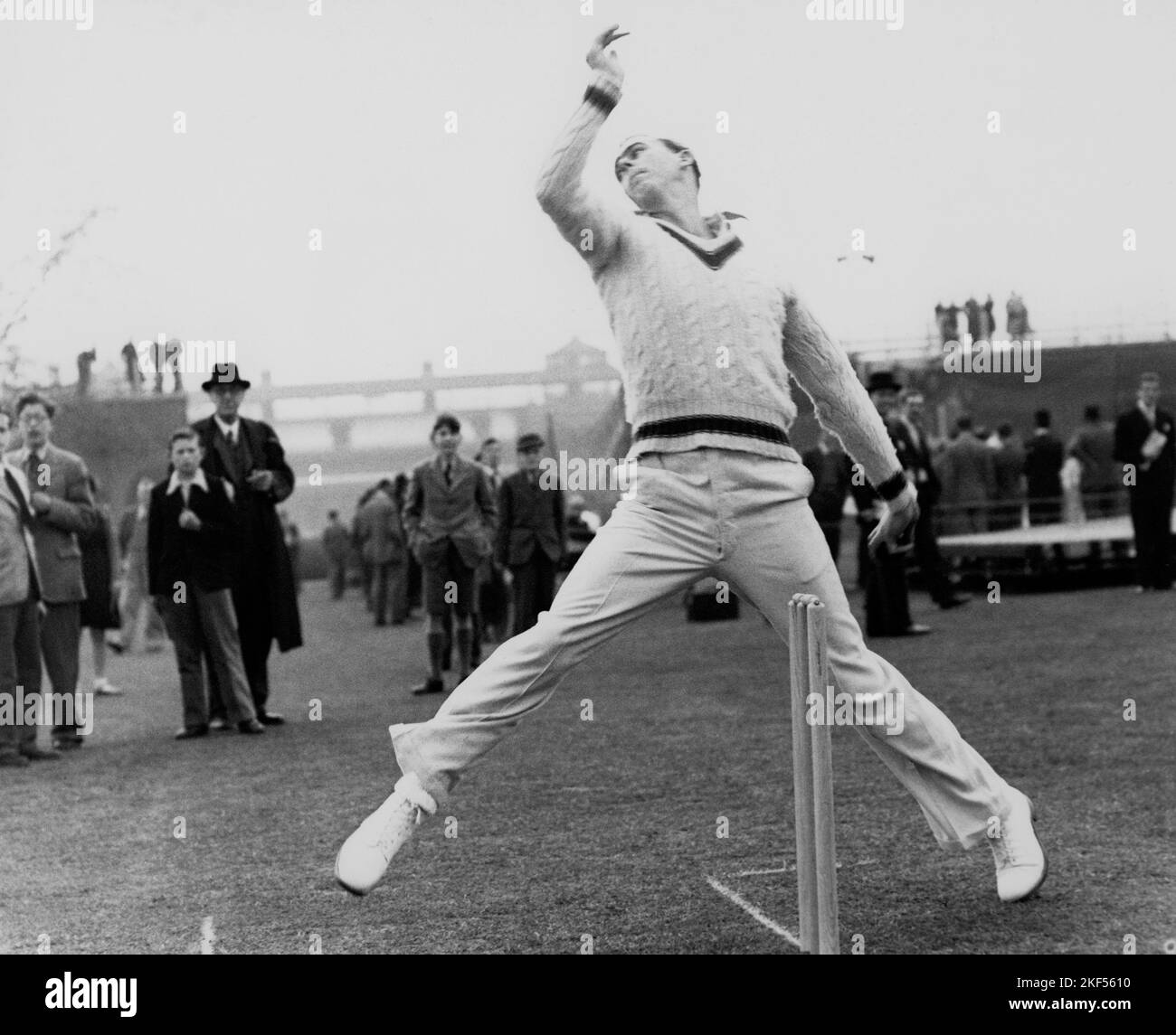 Australia's Bill Johnston bowling during a practice session Stock Photo ...
