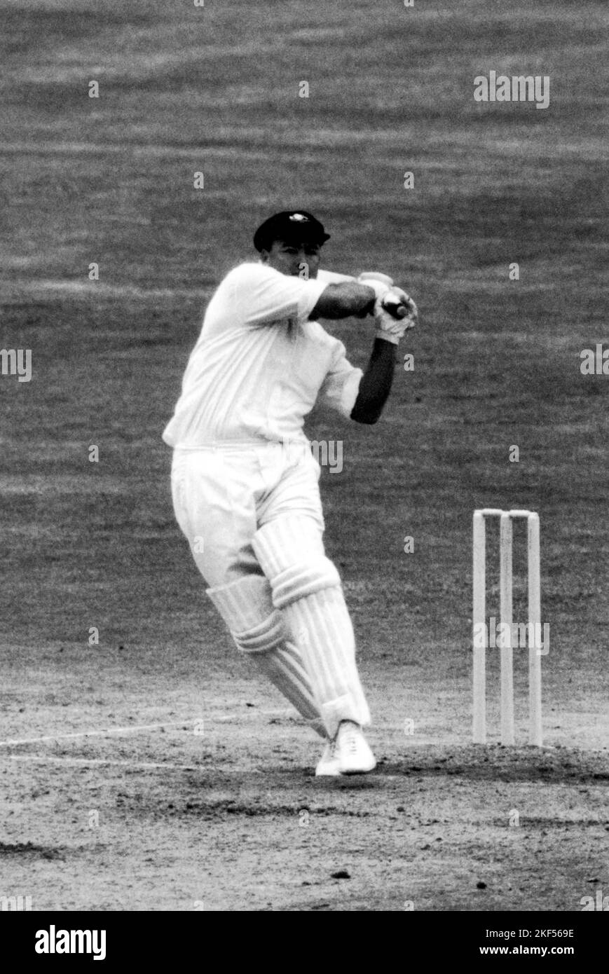 Australia's Peter Burge pulls the ball to the boundary Stock Photo - Alamy