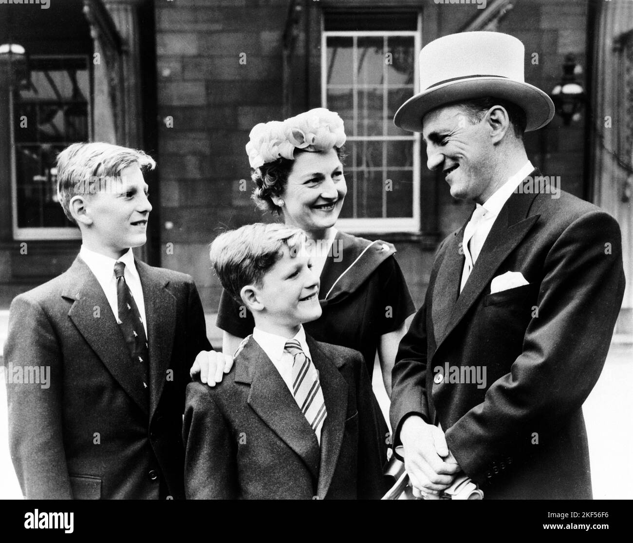 Former Yorkshire and England batsman Sir Len Hutton at Buckingham ...