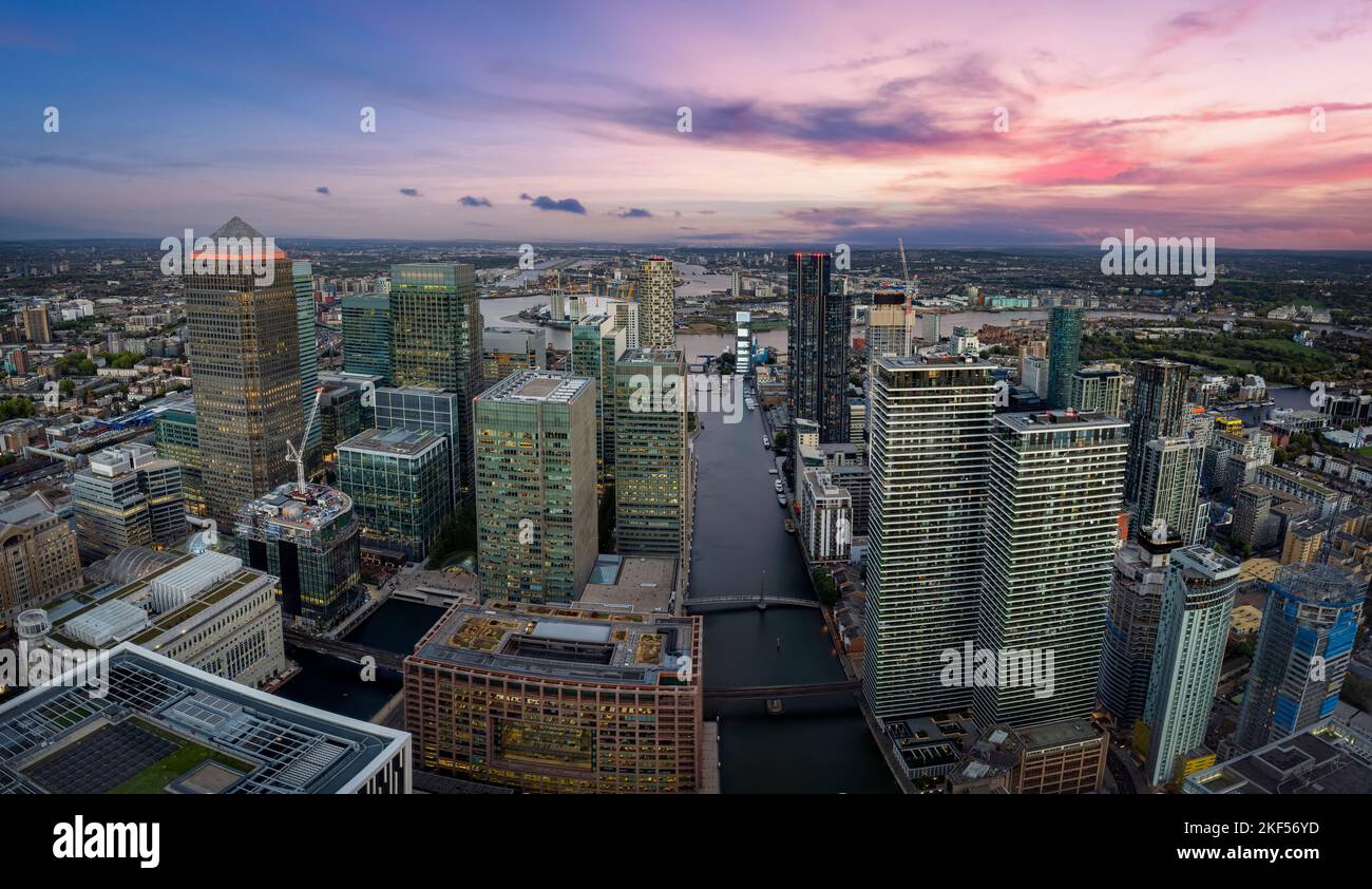 Canary wharf dusk aerial hi-res stock photography and images - Alamy