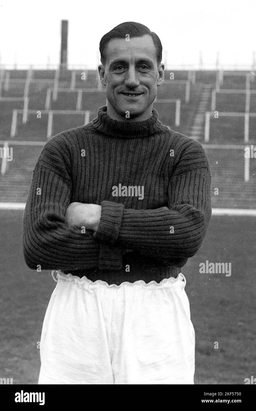George Swindin, Arsenal goalkeeper Stock Photo - Alamy