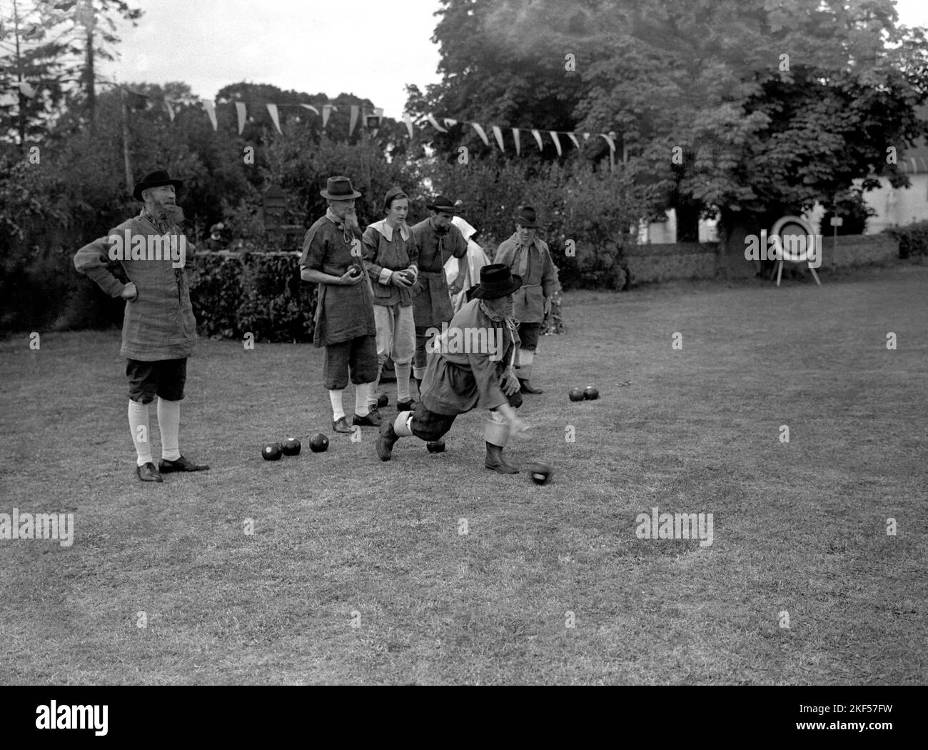 The villagers of Abinger Common, Surrey, took part in a "Pageant of ...