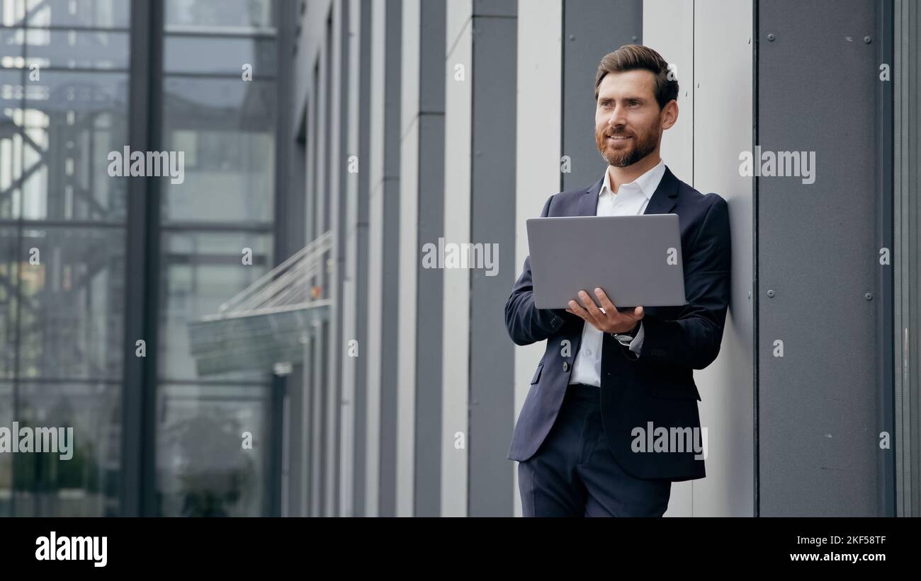 Successful man hi-res stock photography and images - Alamy