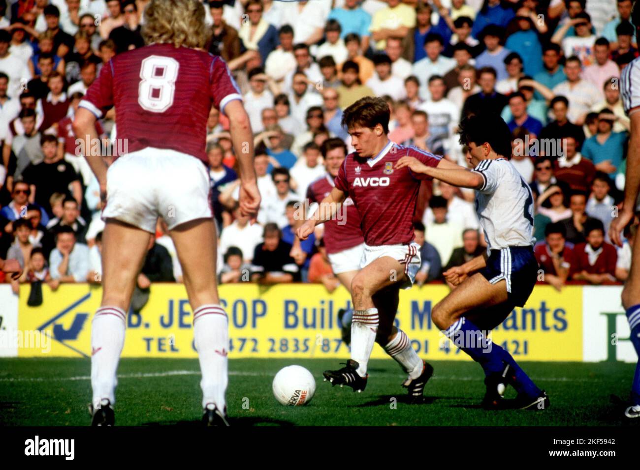 West Ham United's Tony Cottee (c) in action against Luton Town Stock ...