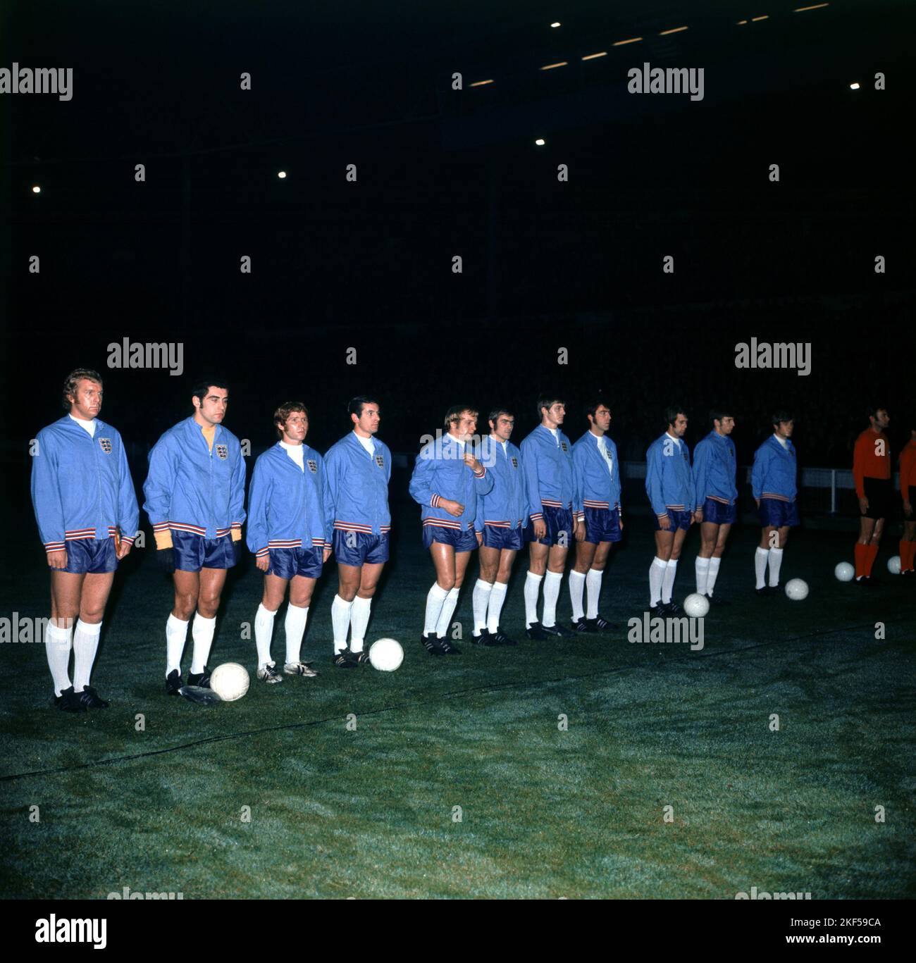 (L-R) England team line up: Bobby Moore, Peter Shilton, Alan Ball, Alan ...
