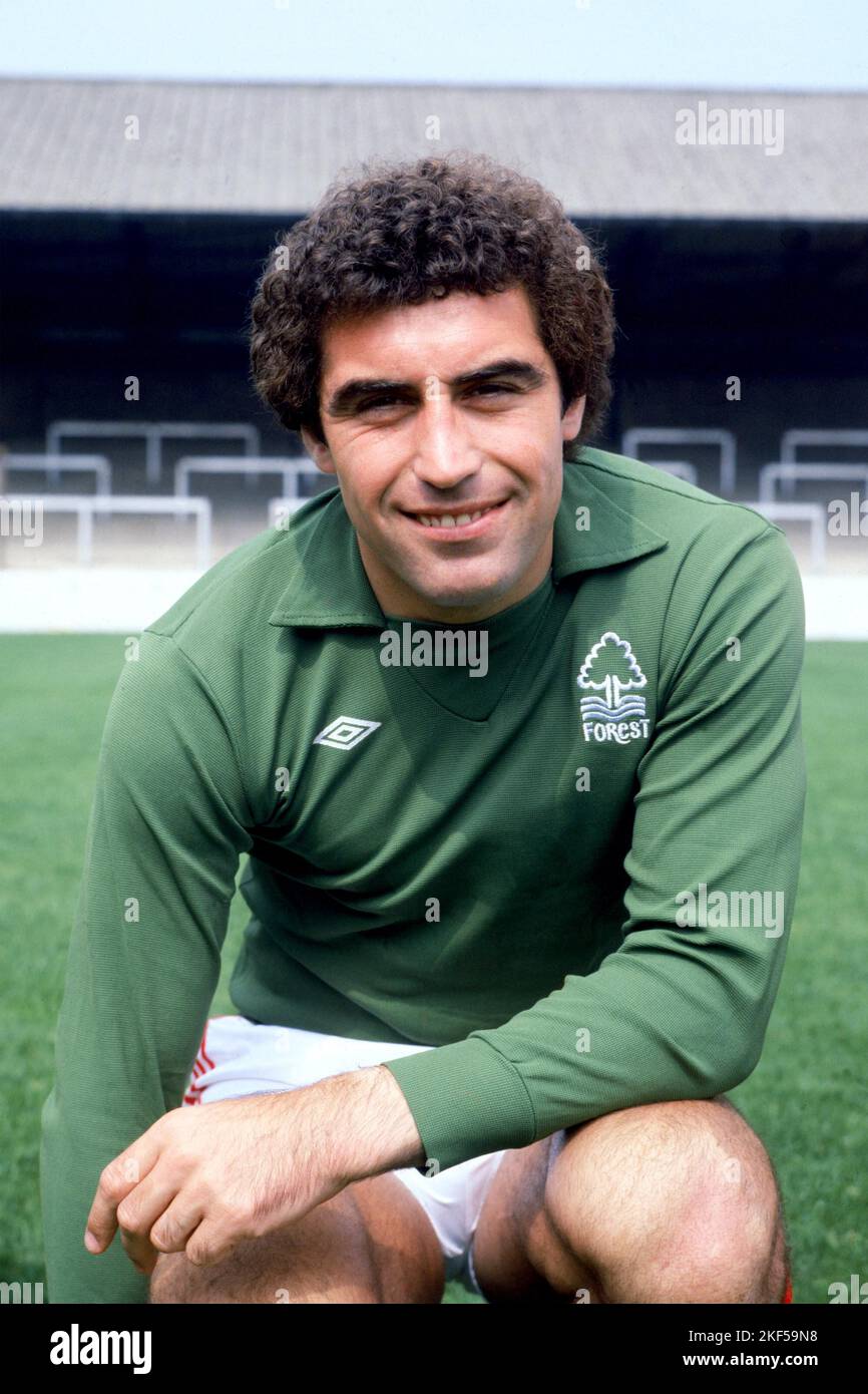 Peter Shilton, Nottingham Forest goalkeeper Stock Photo - Alamy
