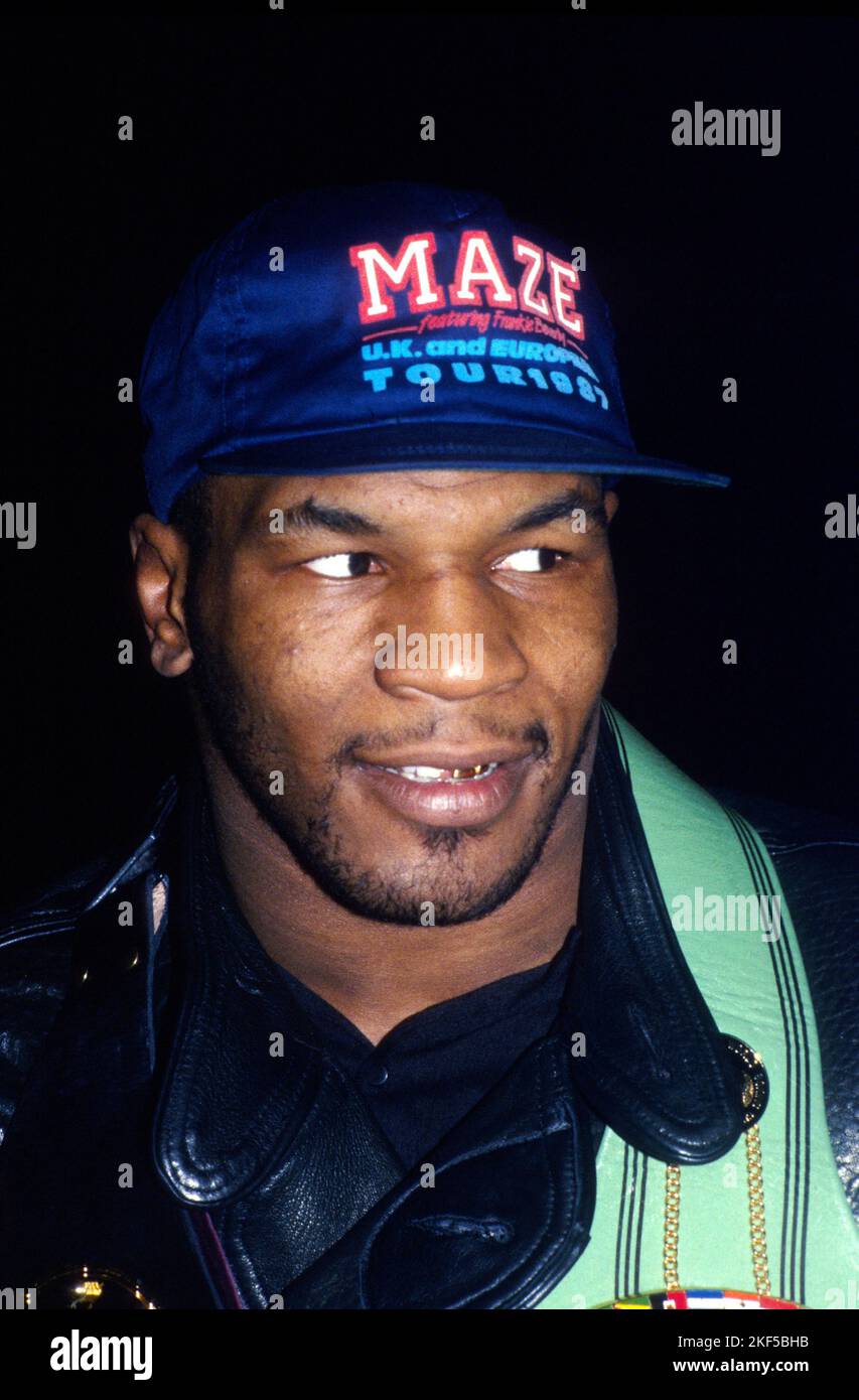 World Heavyweight Champion Mike Tyson Stock Photo - Alamy