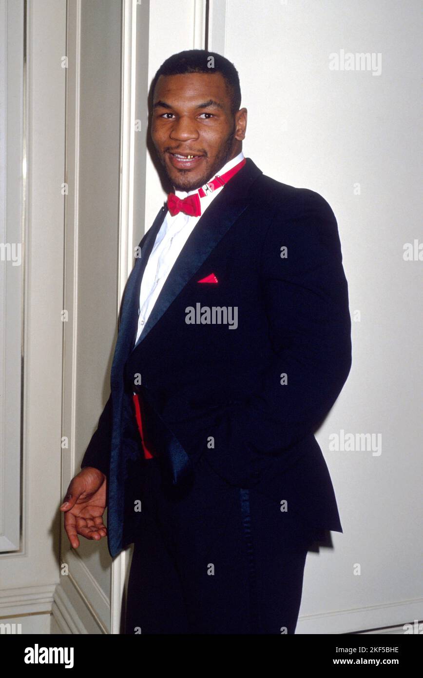 World Heavyweight Champion Mike Tyson Stock Photo - Alamy