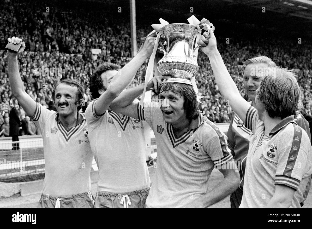 (L-R) Southampton's Peter Rodrigues, Jim Steele, Mel Blyth, ? and David ...