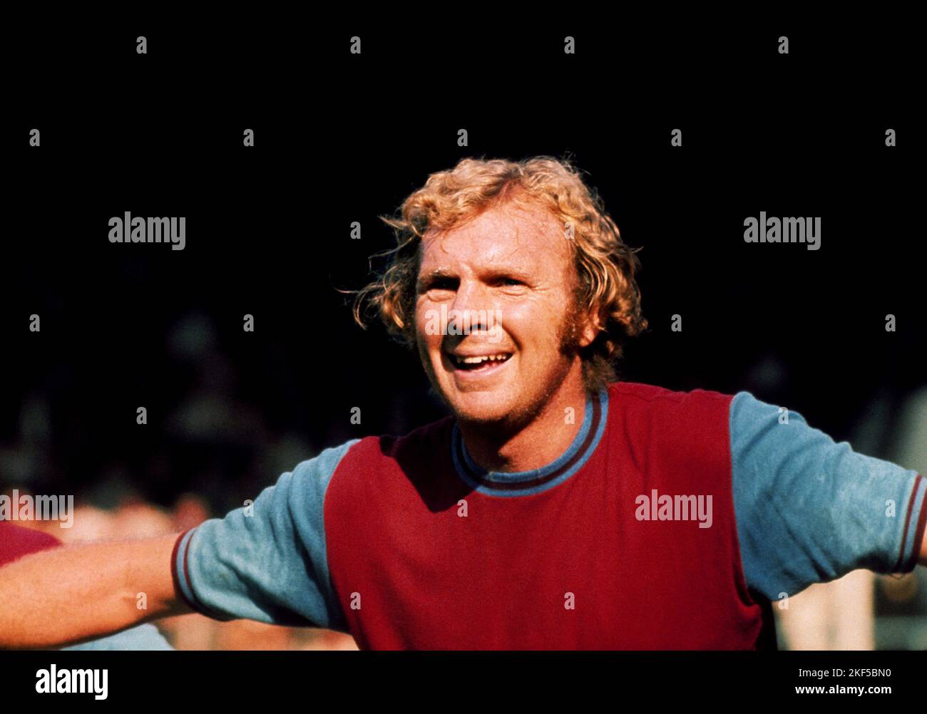 Bobby Moore, West Ham United Stock Photo - Alamy