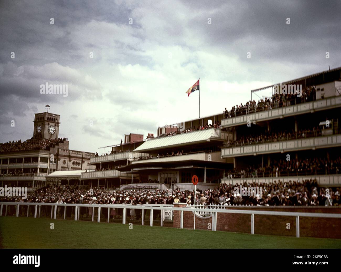 The Royal Box and grandstand at Ascot Stock Photo - Alamy
