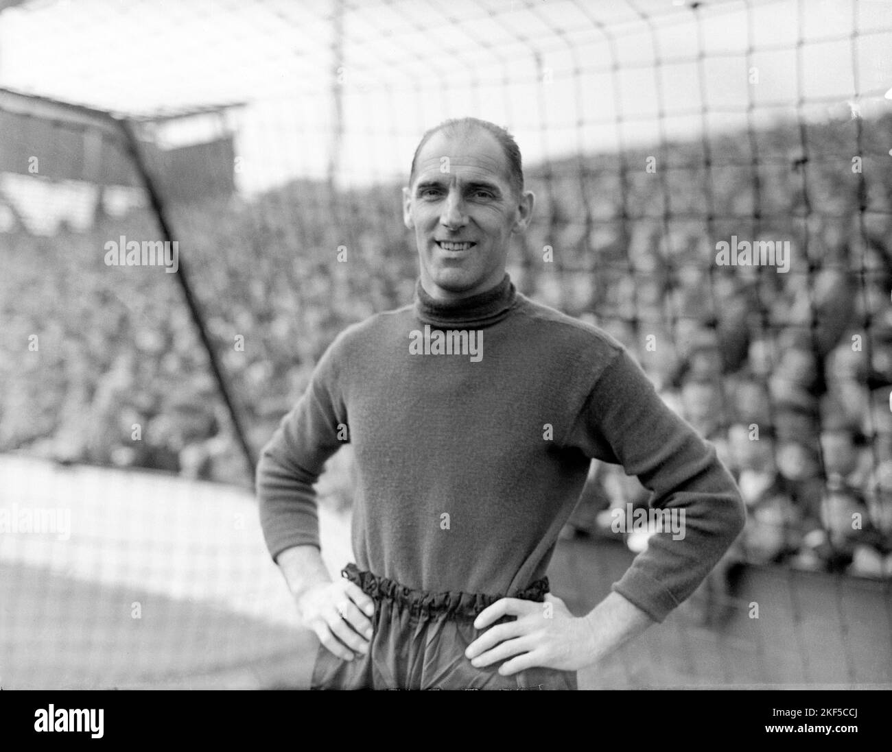 Harry Walker, Nottingham Forest goalkeeper Stock Photo - Alamy