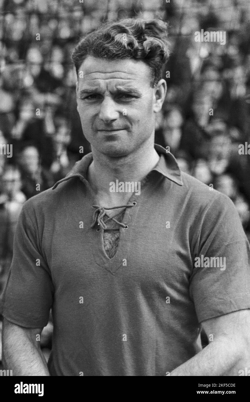 Bob McCall, Nottingham Forest Stock Photo - Alamy