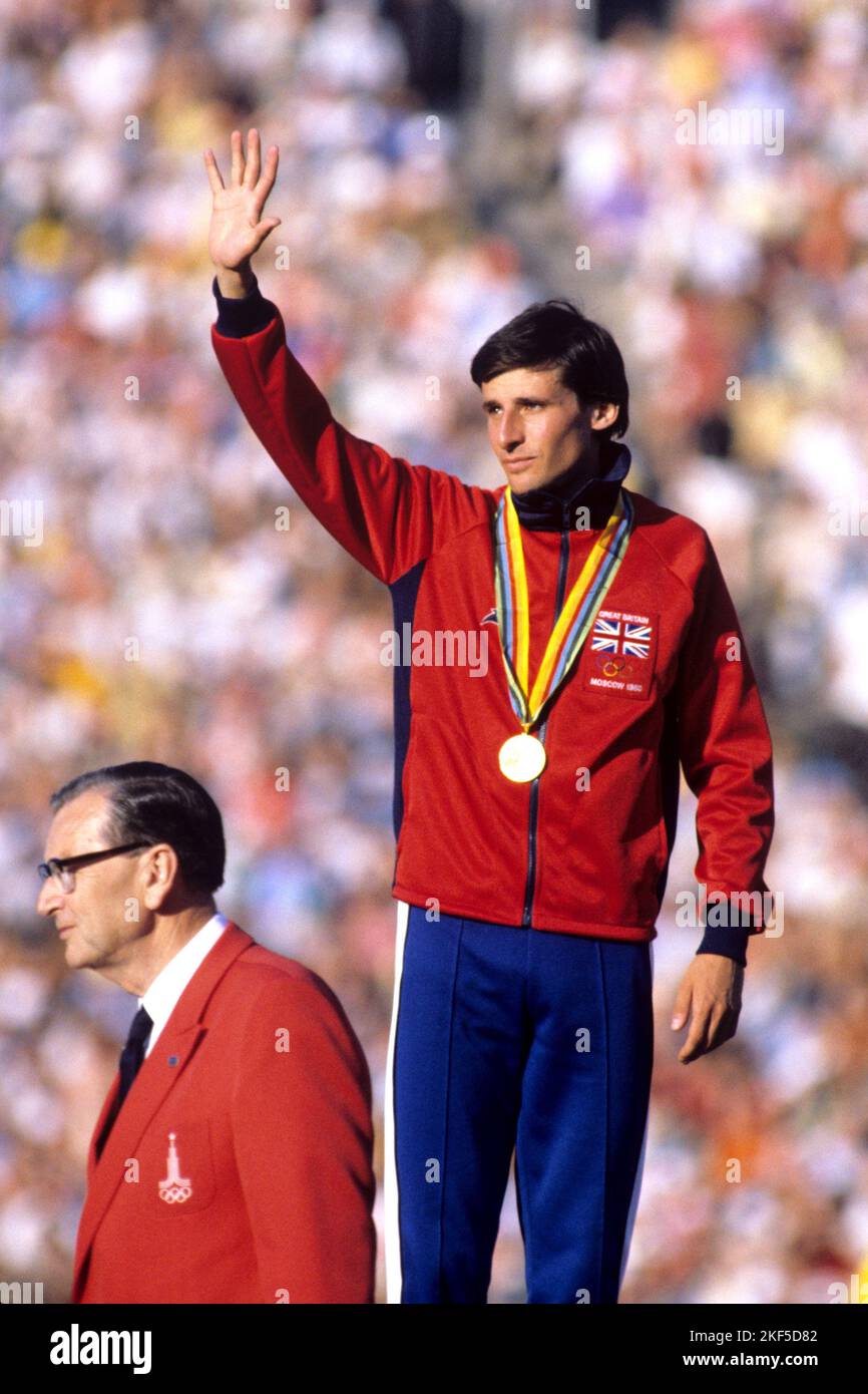 Great Britain's Seb Coe waves to the crowd after receiving his gold ...