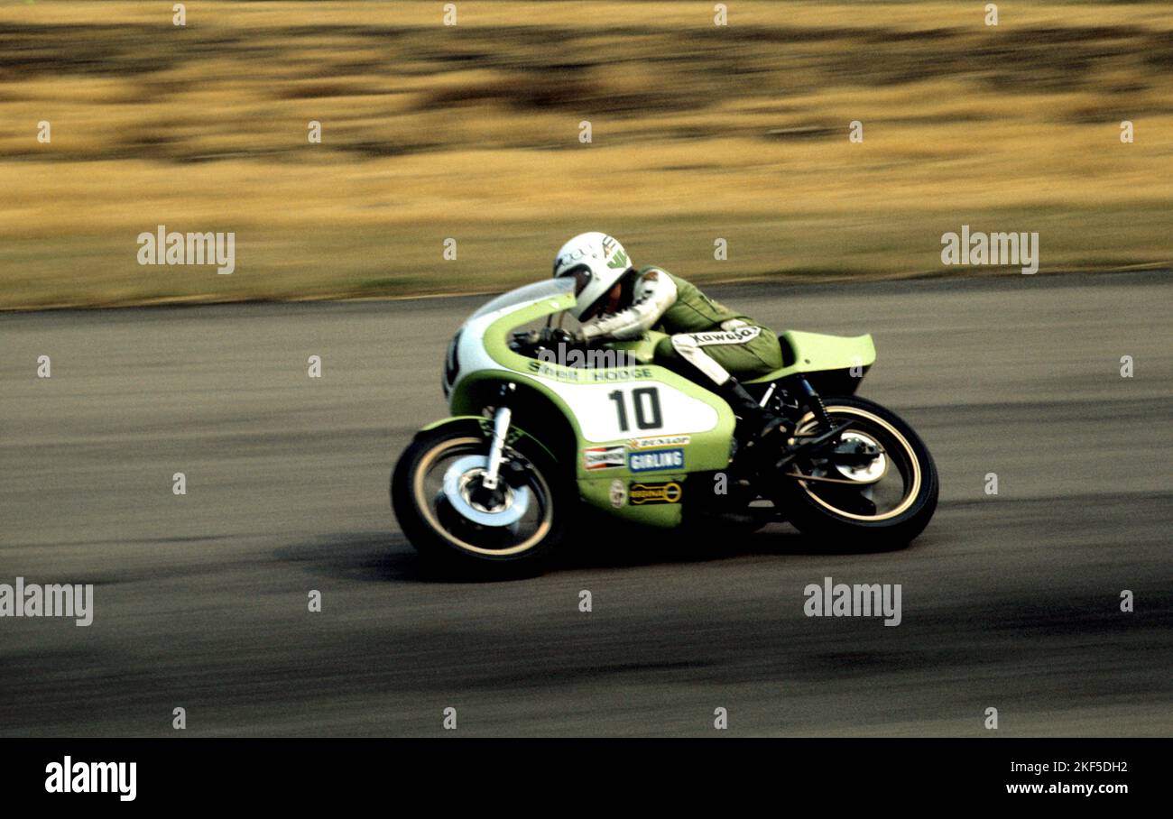 Britain's Mick Grant riding a Kawasaki 750 during the race Stock Photo ...