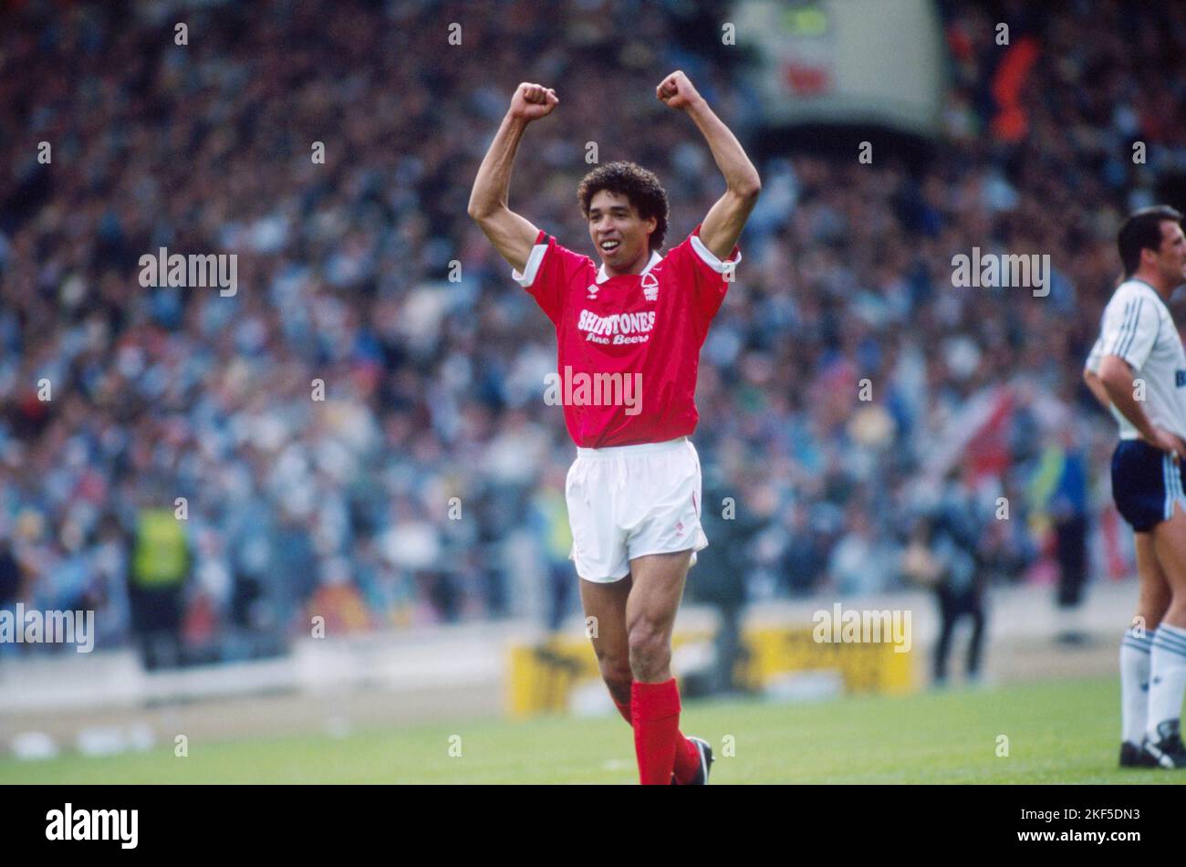 Nottingham Forest's Des Walker celebrates winning the Littlewoods Cup ...