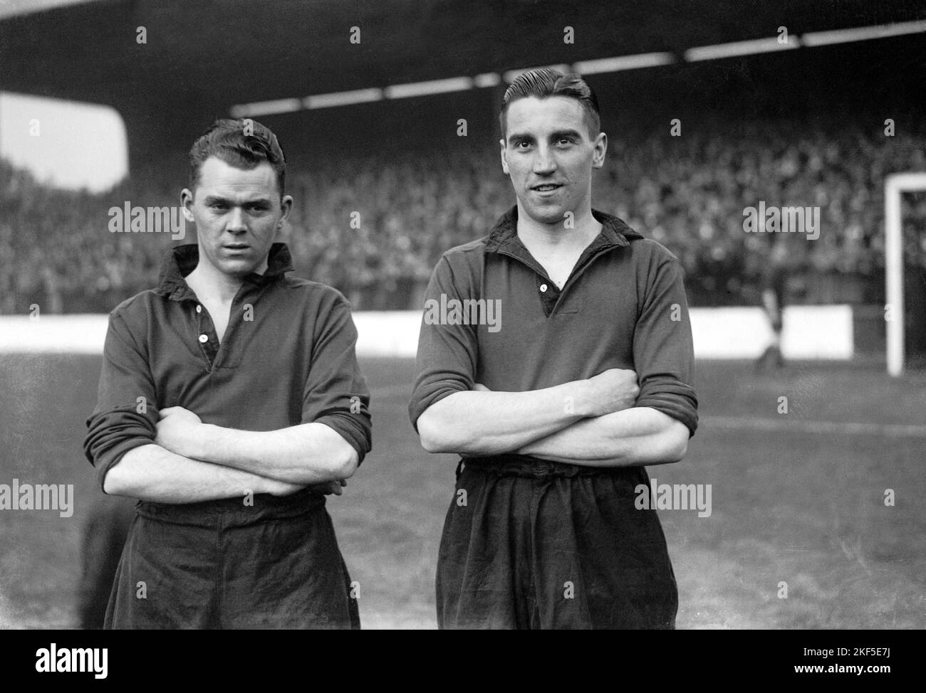(L-R) Alex McIntosh and Bill Langley, Wolverhampton Wanderers Stock ...