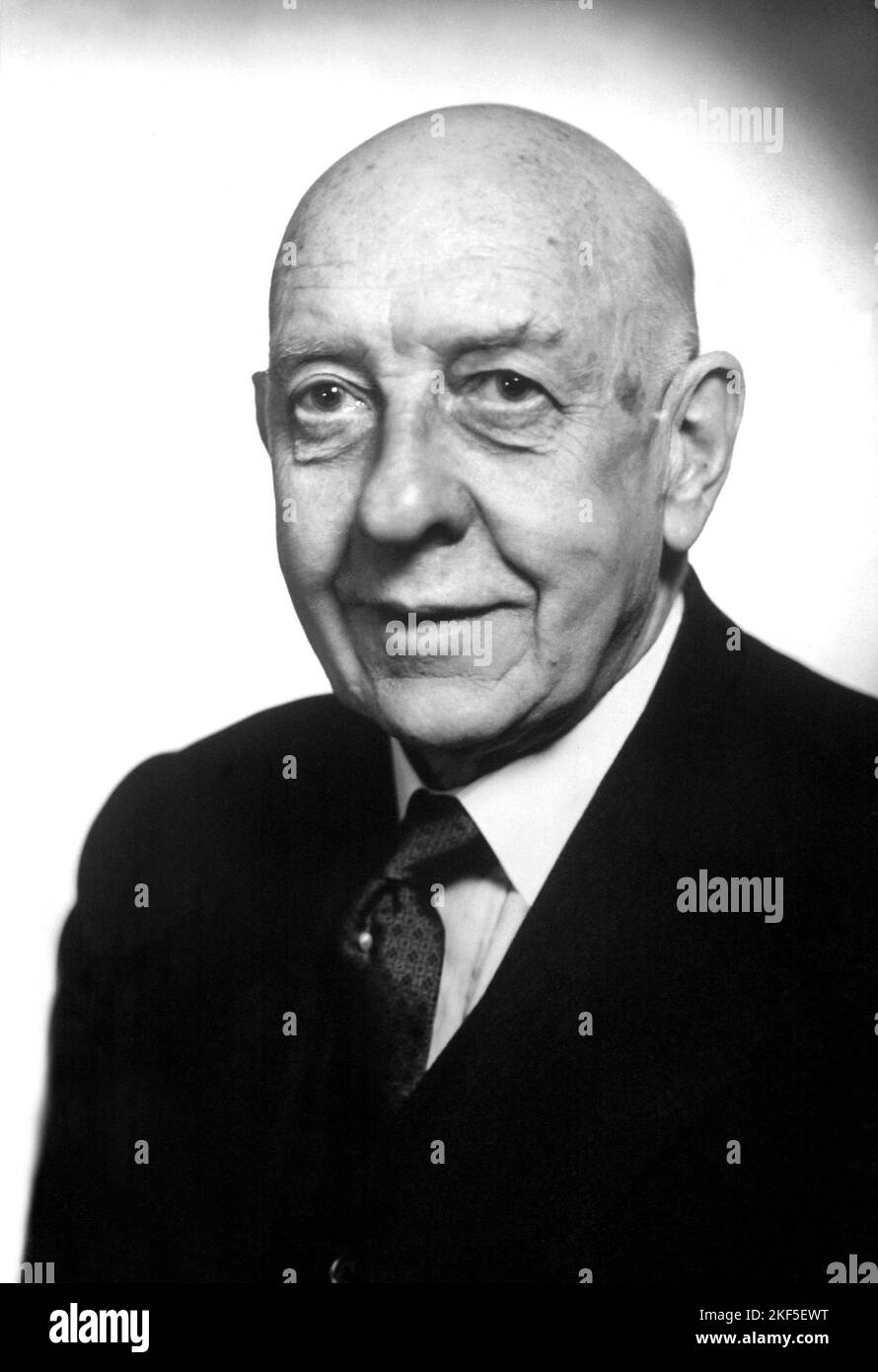 Henry Dudley Gresham Leveson-Gower, popularly known as Shrimp, as he ...