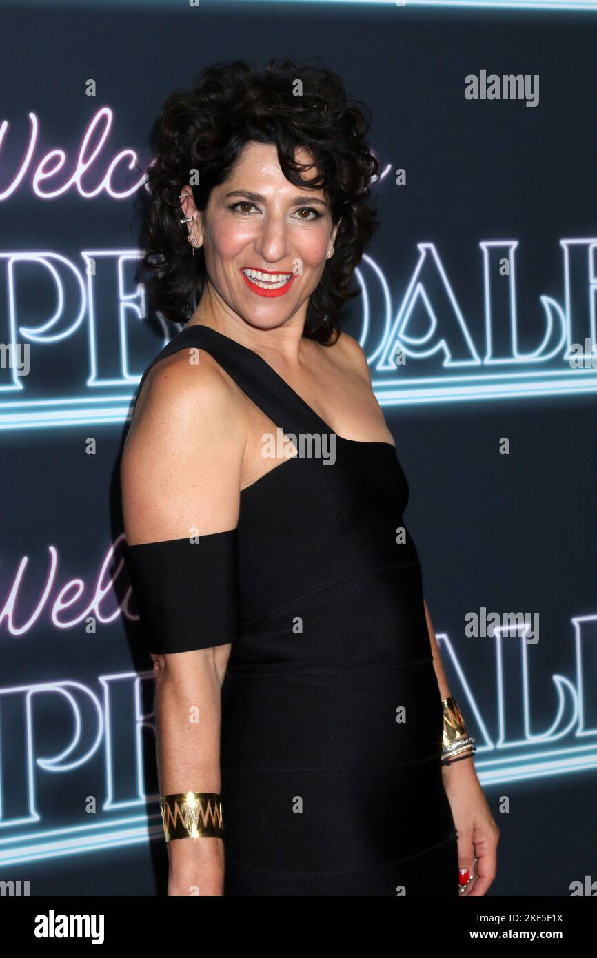 Los Angeles, CA. 15th Nov, 2022. Jen Cohn at arrivals for WELCOME TO ...