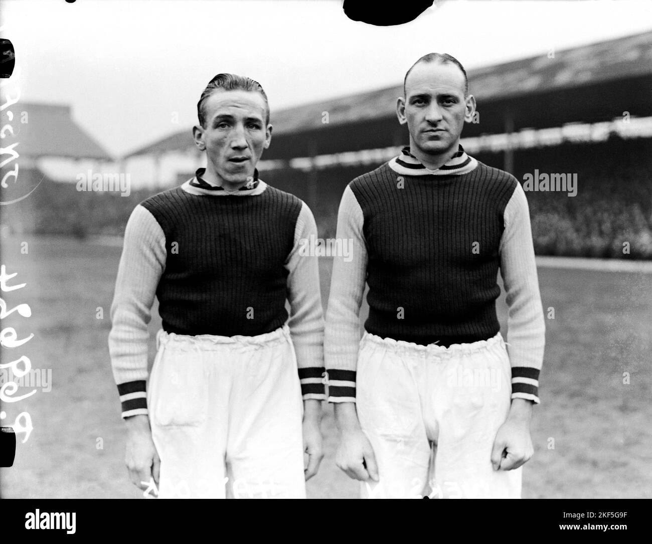 (L-R) Freddie Haycock and Bob Iverson, Aston Villa Stock Photo - Alamy