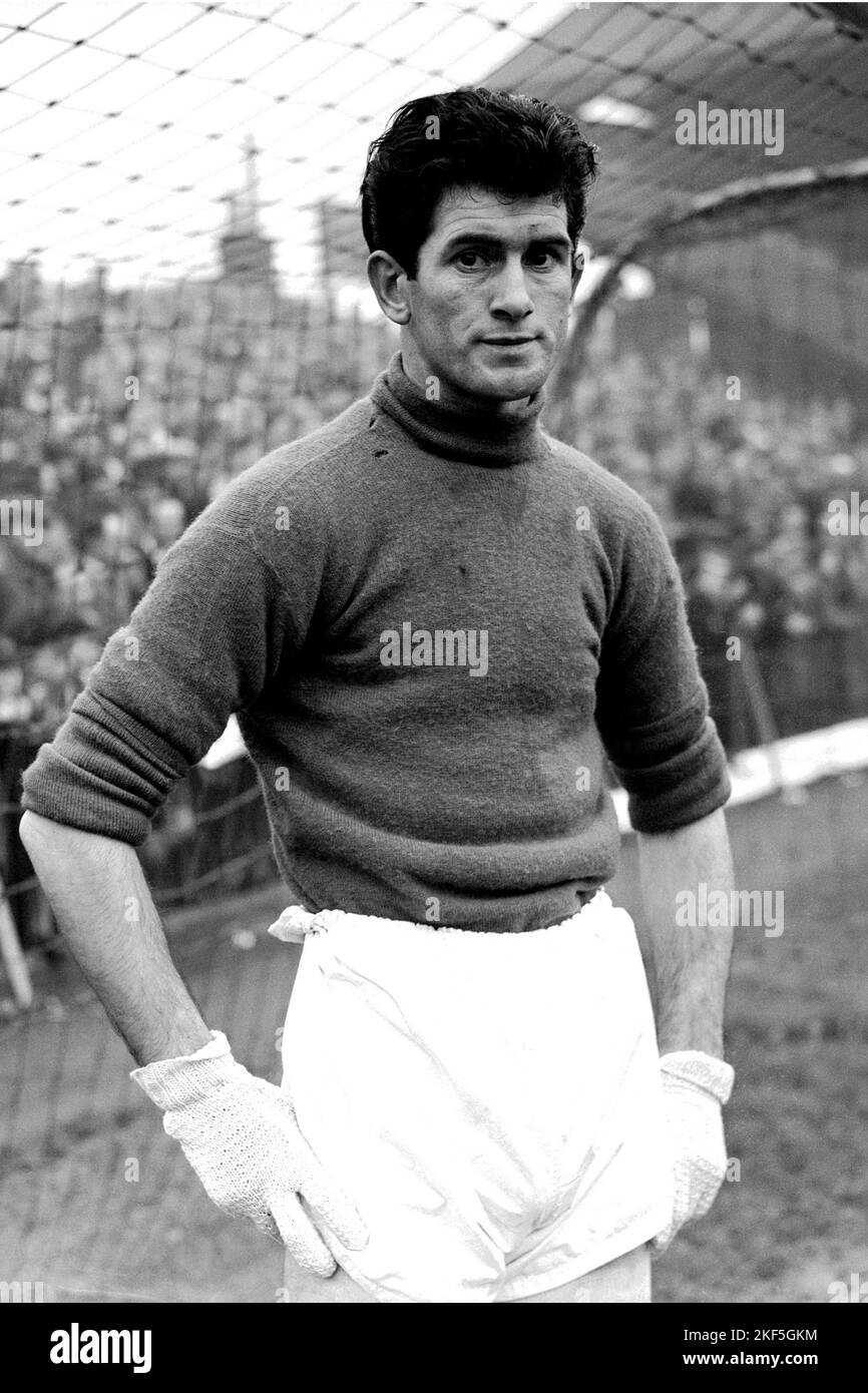 George Hunter, Exeter City goalkeeper Stock Photo - Alamy
