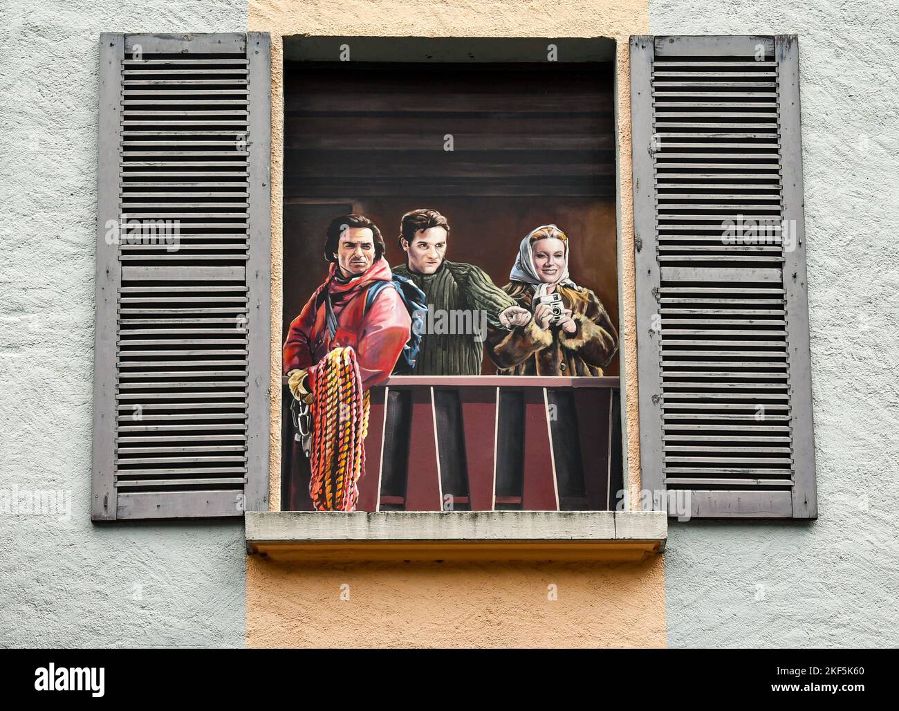 Samy Frey, Gérard Depardieu and Catherine Deneuve on the façade of the ...