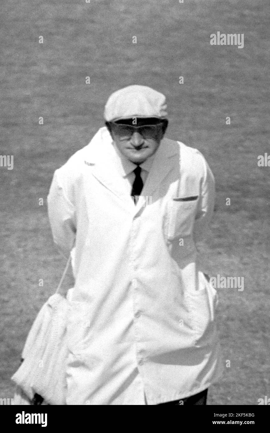 Tom Spencer, Umpire Stock Photo - Alamy