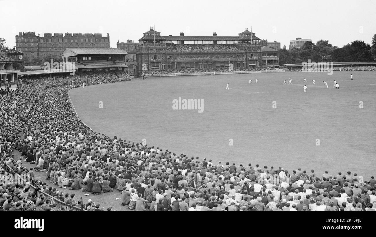 A general view Don Bradman and Arthur Morris batting Stock Photo - Alamy