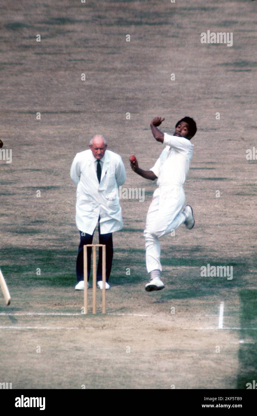 West Indies' Andy Roberts bowling Stock Photo - Alamy