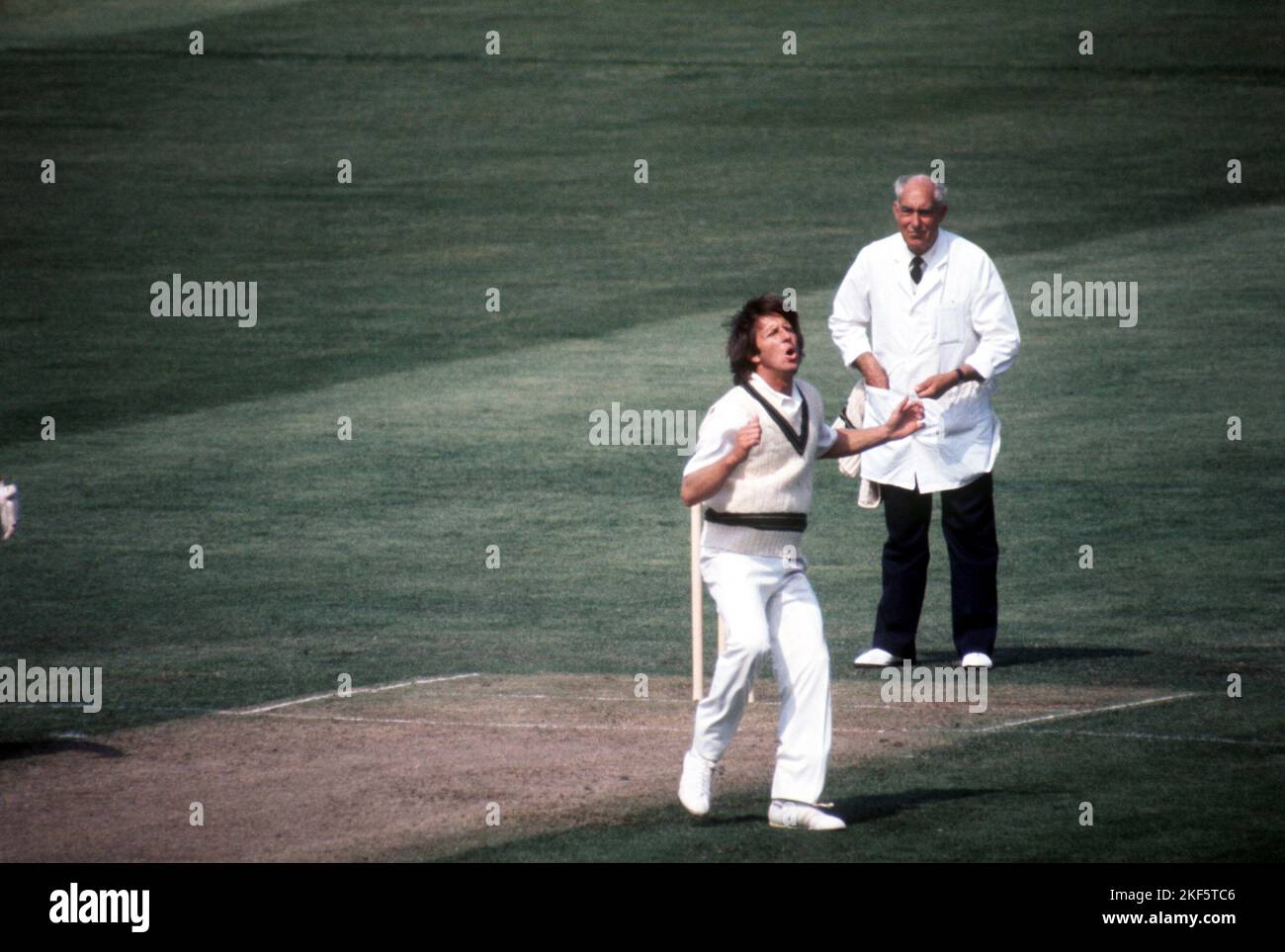 (L-R) Australia's Jeff Thomson shows his disappointment, watched by ...