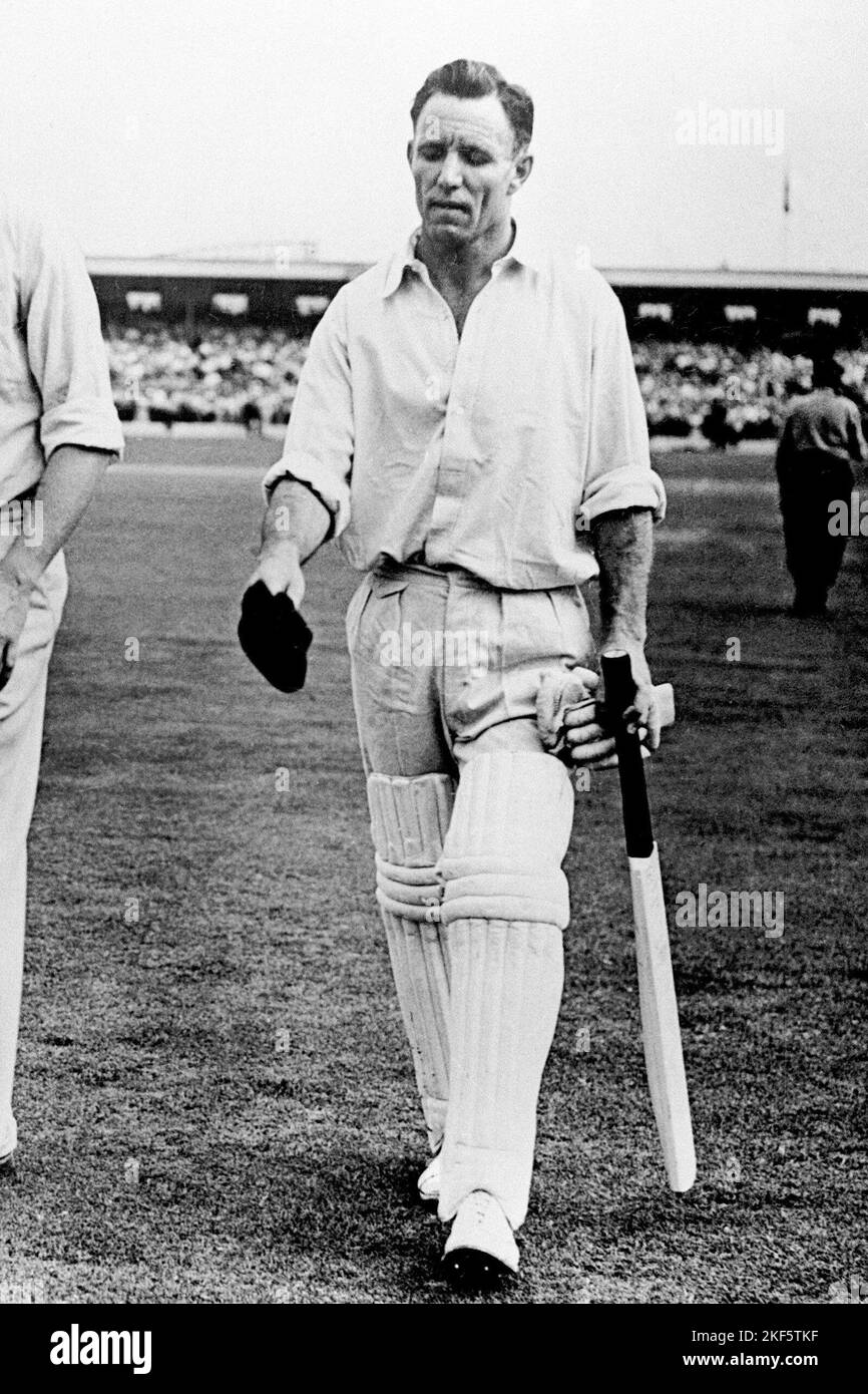 Ray Lindwall, Australia Stock Photo - Alamy