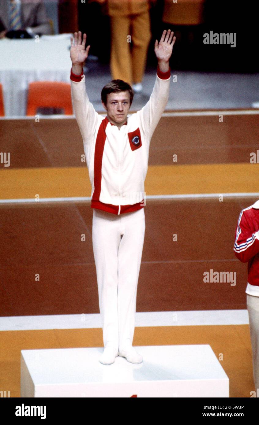 USSR's Nikolai Andrianov acknowledges the cheers of the crowd as he ...