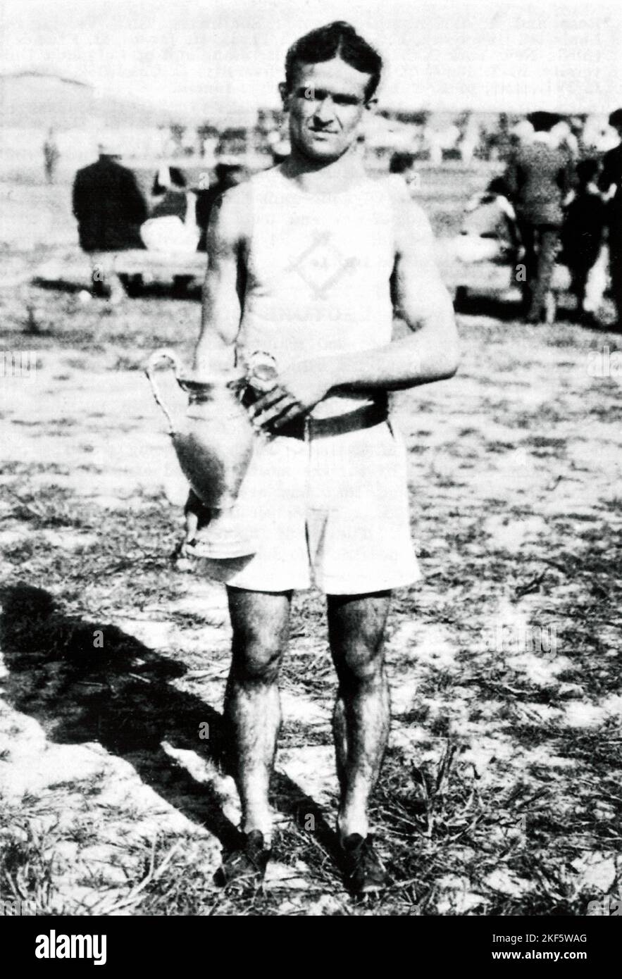 Archie Hahn, USA, gold medallist at 60m, 100m and 200m Stock Photo - Alamy